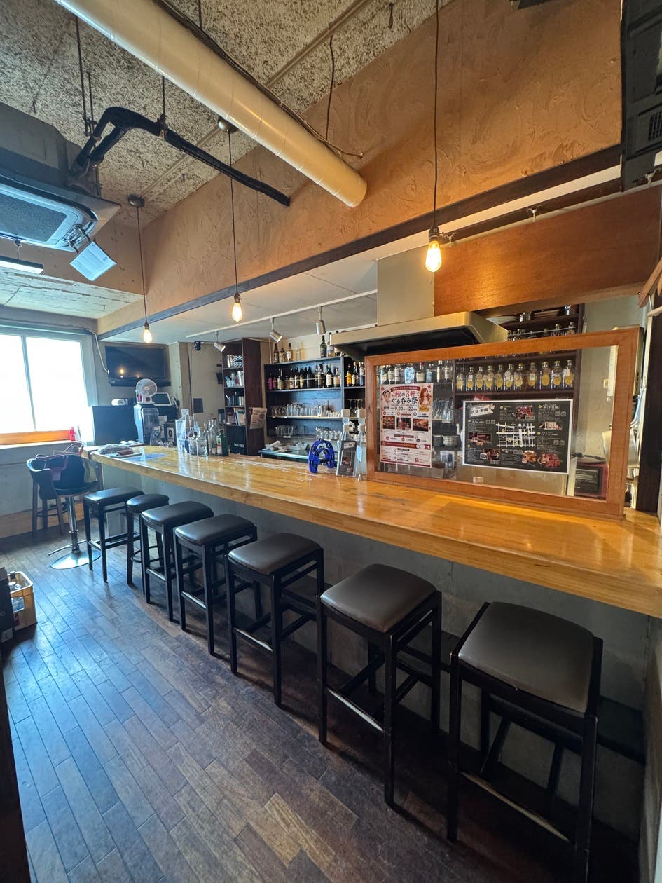 【伏見】昼だけ貸切れる本物のBAR｜撮影・カラオケ・交流会にの写真1