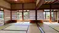 ■無料駐車場あり■築100年の【ちとせの平屋】|約75㎡の和空間と庭がつくる静かな世界に、優しく差し込む自然光。の写真2