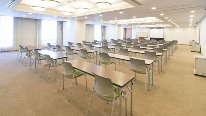 ハートンホール日本生命御堂筋ビル12F大規模セミナー展示会利用に!【コスモス1+2+3】の写真4