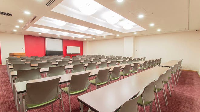 ハートンホール日本生命御堂筋ビル12F大規模セミナー展示会利用に!【ハマナス】の写真1