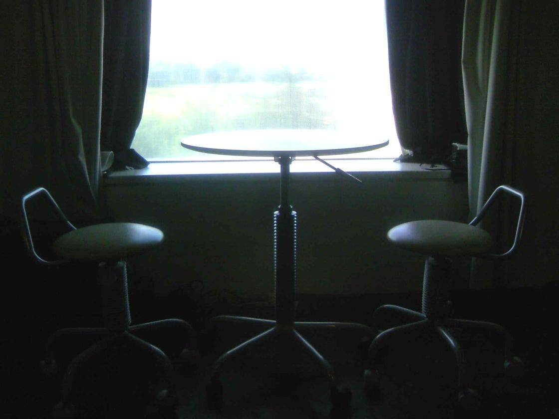 スタジオルーム　大きなスクリーン・鏡有り　キッチンオプションの写真5