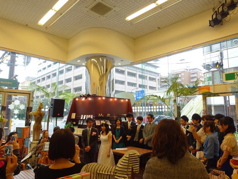 築地・銀座　ライブ設備完備！天井が高く2面がガラス張りの開放感あふれるレンタルスペース！の写真8