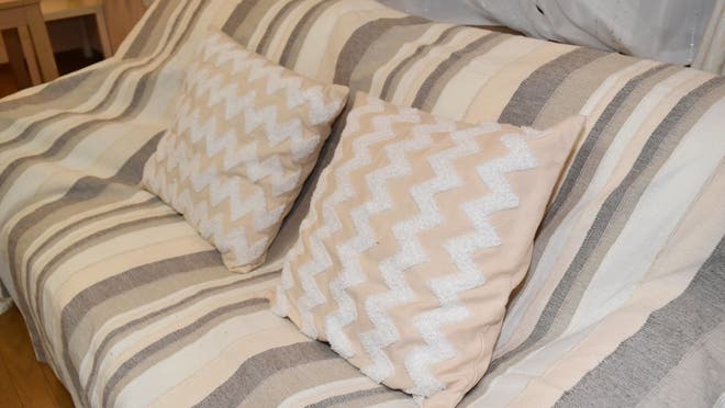 自然の光溢れる 広い 庭付き1軒屋 90坪 建物面積270㎡ 庭30坪 ゆったりとしたハウススタジオの写真12