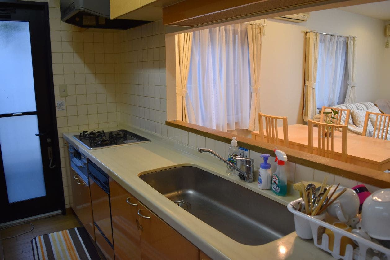 自然の光溢れる　広い 庭付き１軒屋　９０坪　建物面積27０㎡　庭30坪 ゆったりとしたハウススタジオの写真17