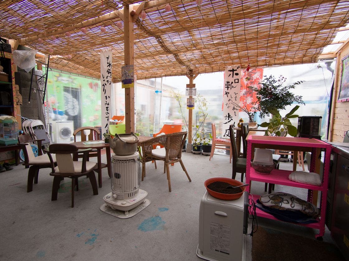 大阪市 駅からアクセス良好　アートな世界を体験できるカフェルームで、コワーキングスペースとしても最適です！の写真9