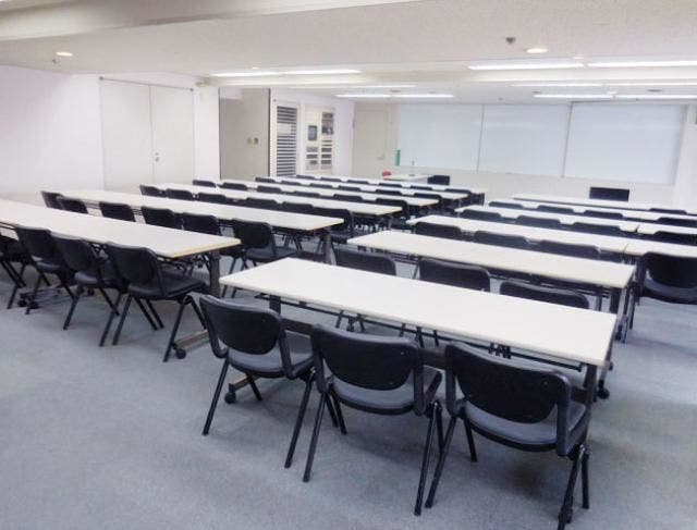 【東神奈川駅徒歩１分】横浜セネックス（大会議室）　／　横浜　会議室の写真2