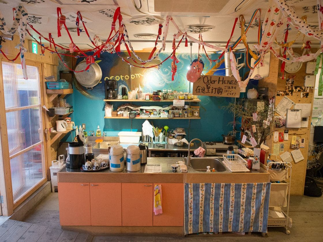 大阪市 駅からアクセス良好　アートな世界を体験できるカフェルームで、コワーキングスペースとしても最適です！の写真12