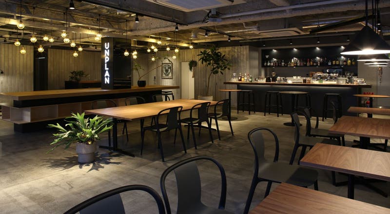 神楽坂駅3分🚶‍♂️カフェスペース貸切☕️Pop up📕 パーティーも可 Wi-Fi📶
