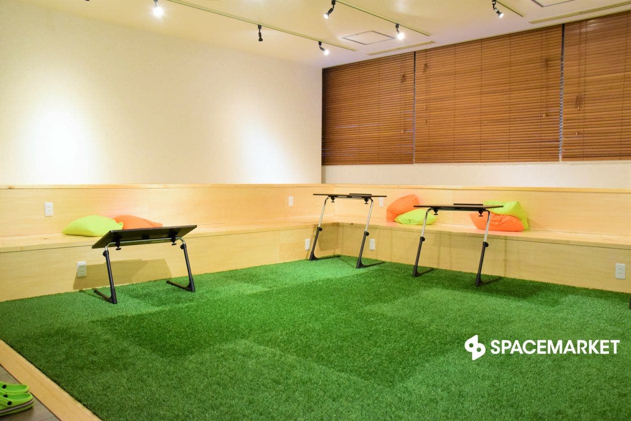 秋葉原・御茶ノ水  人工芝にスタジアムベンチがおしゃれな空間  GrinSpace　イベントスペースの写真19