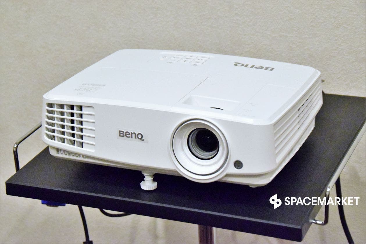 【御茶ノ水5分・秋葉原7分】 おしゃれな完全個室会議室　無料Wi-Fi,大型ホワイトボード,フリードリンク完備！の写真7