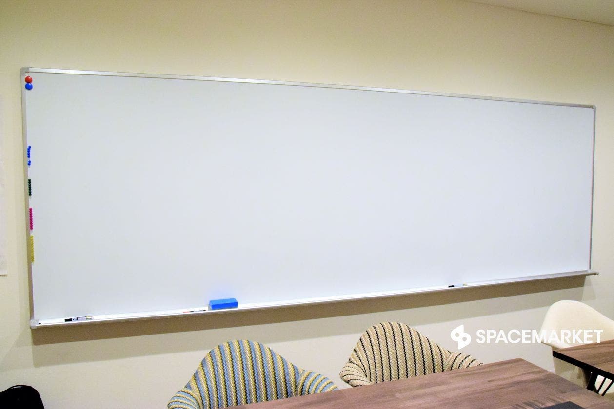 【御茶ノ水5分・秋葉原7分】 おしゃれな完全個室会議室　無料Wi-Fi,大型ホワイトボード,フリードリンク完備！の写真8