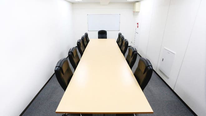 【新横浜駅徒歩3分】新横浜ホール(第六会議室) / Wi-Fi(光回線)、プロジェクター、スクリーン備品無料!の写真1