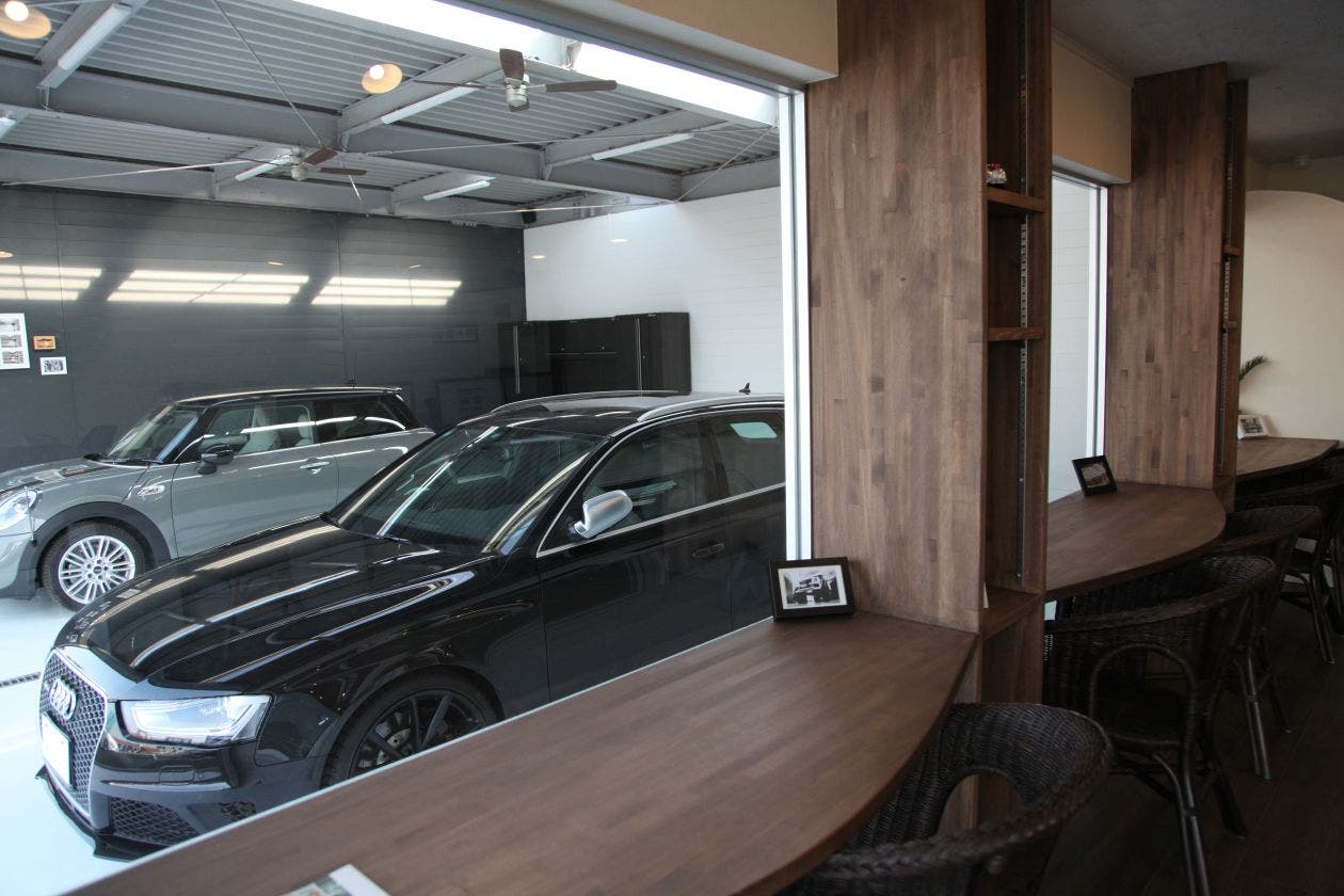 輸入車販売店「トップランク船橋セカンドベース」ロケ地＠千葉県船橋市の写真9