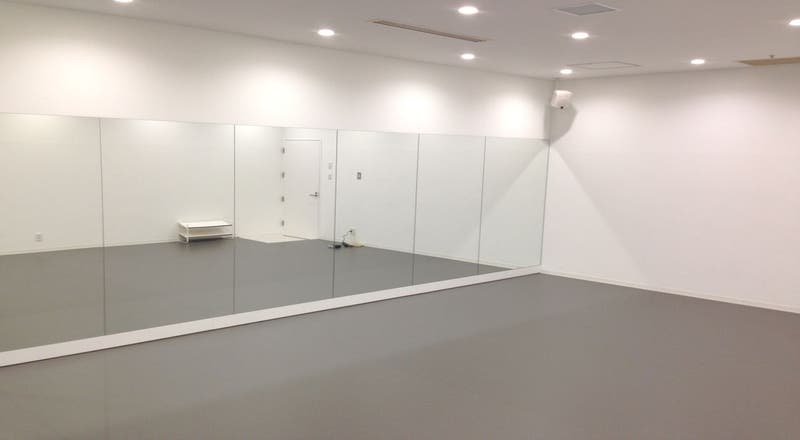 【地下鉄空港線 中洲川端駅直結ゲイツ8階 】気軽に利用できる多目的レンタルスペース　01スタジオ