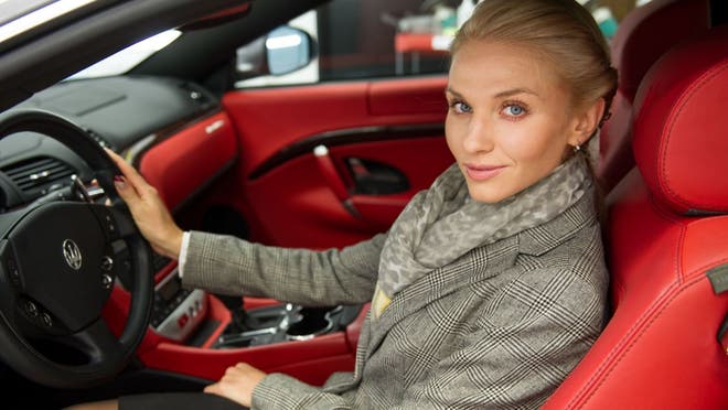 国家指定整備工場、販売店・ショールーム、自動車人財開発ができるセミナールームが揃った「オートテクニカルベース」【全体貸出】の写真6