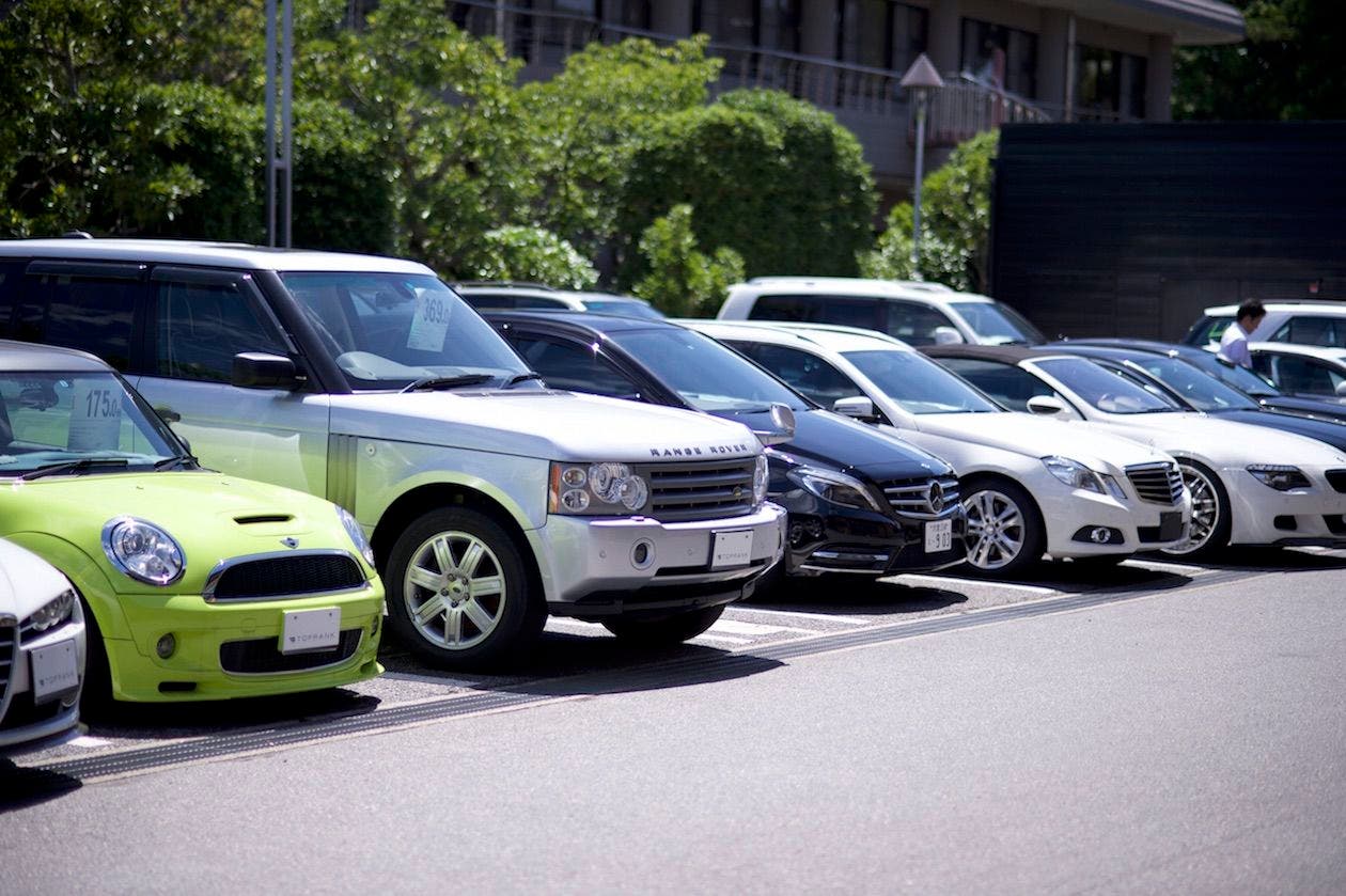 西海岸を彷彿とさせる自動車ショールーム・2Fセミナースペースを使ってイベントや撮影など【整備工場以外の建物部分】の写真8