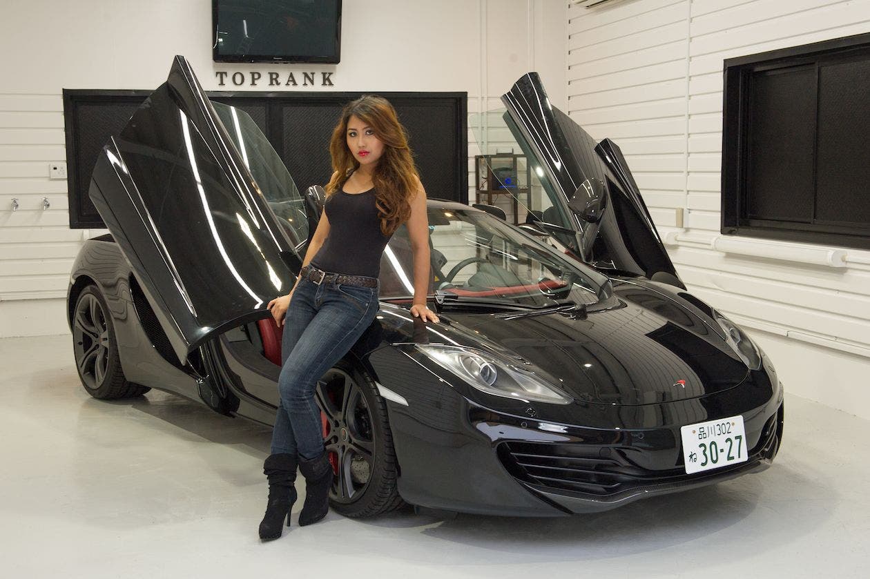 西海岸を彷彿とさせる自動車ショールーム・2Fセミナースペースを使ってイベントや撮影など【整備工場以外の建物部分】の写真10