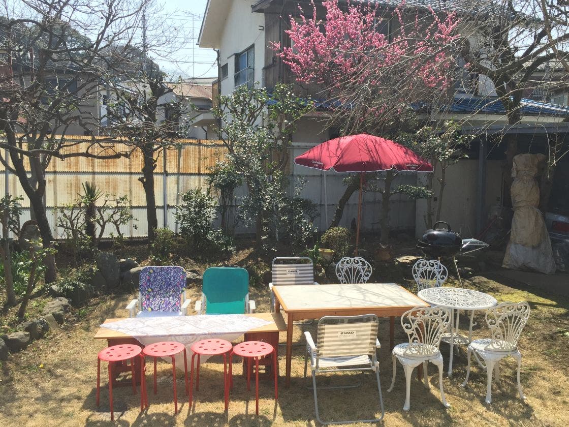 庭でのバーベキュー＋リノベーションを施したリビングダイニング（OPでキッチン使用可でもおくつろぎいただけるパッケージの写真7