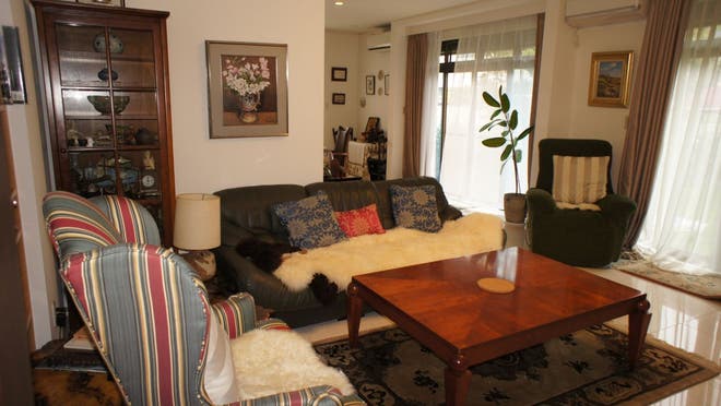 庭でのバーベキュー+リノベーションを施したリビングダイニング(OPでキッチン使用可でもおくつろぎいただけるパッケージの写真9