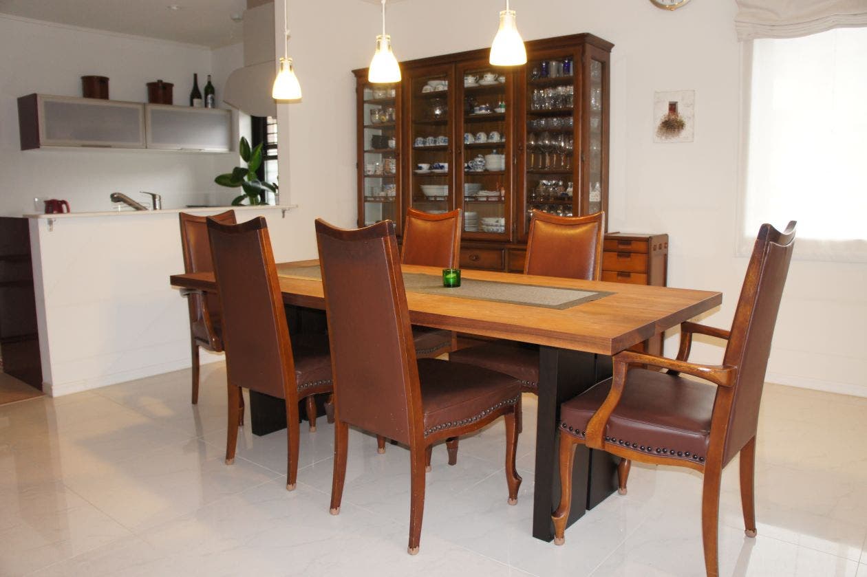 庭でのバーベキュー＋リノベーションを施したリビングダイニング（OPでキッチン使用可でもおくつろぎいただけるパッケージの写真10