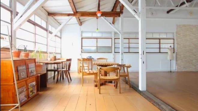 渋谷駅から40分/横浜エリア 自然光が入るミニキッチン付 レトロでノスタルジックな撮影スタジオの写真4