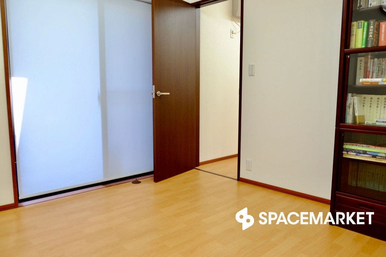 【目白駅徒歩3分】周辺施設多数充実　池袋から山手線で１駅　清潔感あふれる多目的スペース の写真10