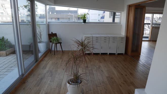 【渋谷徒歩6分】ギャラリー、展示会、教室、会議に最適 明るく静かな安らぎの空間 ZAB 全体貸しの写真6