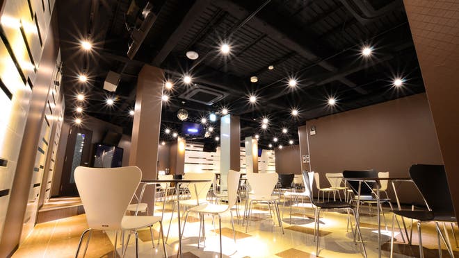 【銀座駅2分】銀座界隈の貸し会議室に飽きたらここ!音響設備と映像設備がバツグンです。の写真1