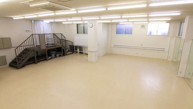 【平塚駅 徒歩1分】D室-ダンス ヨガ バレー チアダンス 最大30名 天高3メートル 全長10メートルの鏡ありの写真3