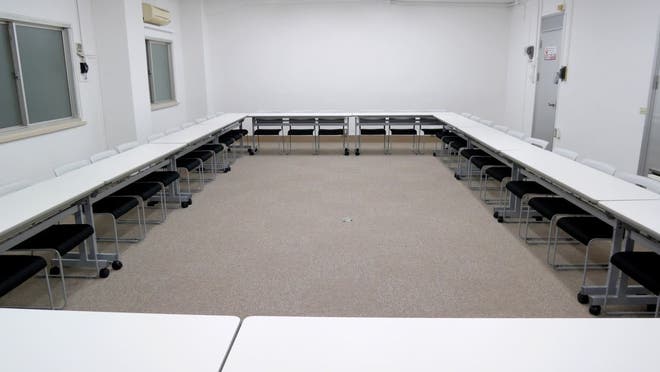 【飯田橋】小規模セミナーやワークショップに最適なクラシックな会議室/2階中会議室の写真7