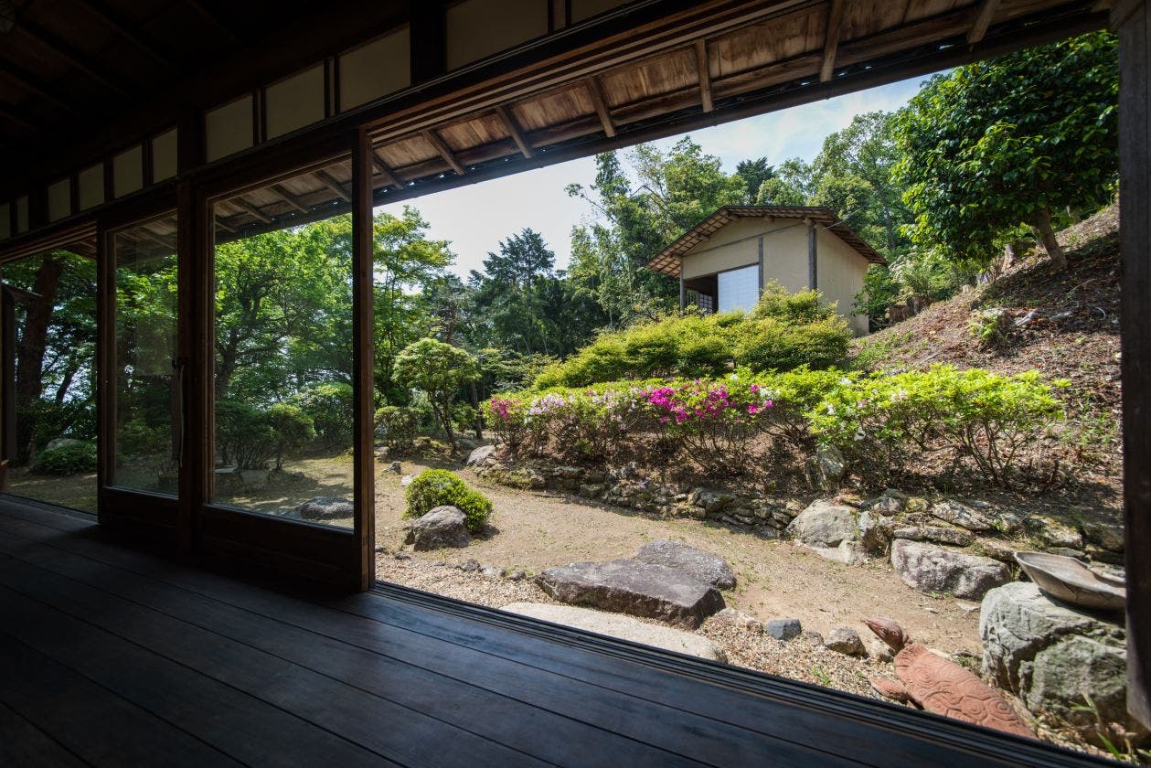 通尾天神山 松風庵　　　のど黒飴CM舞台ですの写真25