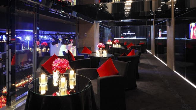 水をテーマにした豪華な結婚式場を貸し切ってイベントやパーティーなどにの写真5