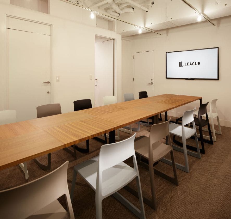 【東銀座2分/多路線アクセス可/快適WiFi！】会議室・プロジェクター/ホワイトボード付の写真3