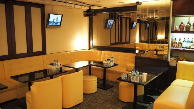 【 新宿 東新宿 】〜歌舞伎町のカラオケができるラウンジバー〜 リッチな雰囲気でのミーティングやイベント、撮影にも!の写真5