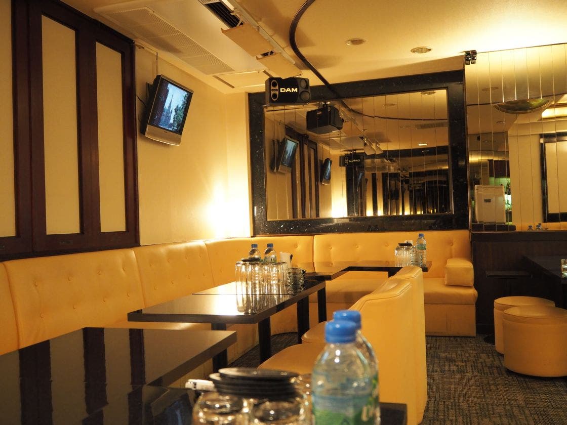 【 新宿  東新宿 】〜歌舞伎町のカラオケができるラウンジバー〜　リッチな雰囲気でのミーティングやイベント、撮影にも！の写真19