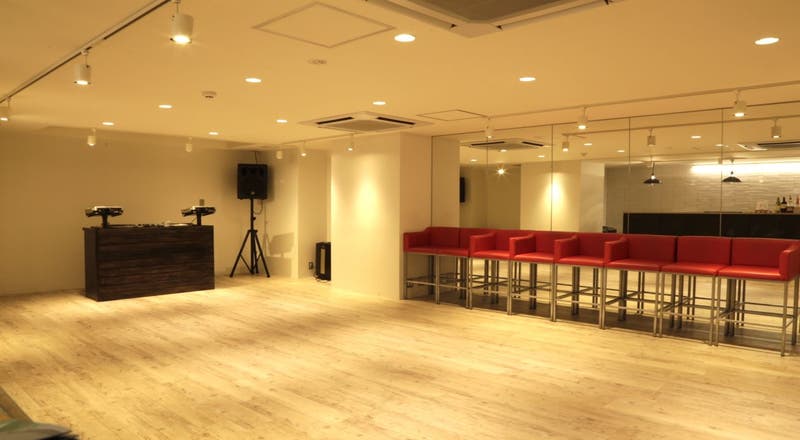 eos BASEMENT