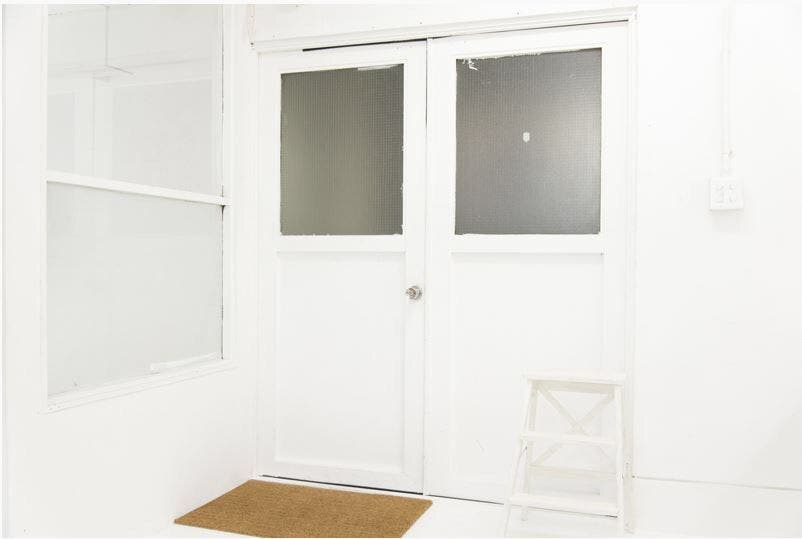 目黒 五反田 不動前 白ペンキ仕上げ  大判ペルシャ絨毯 格安プランあり　ハウススタジオの写真17