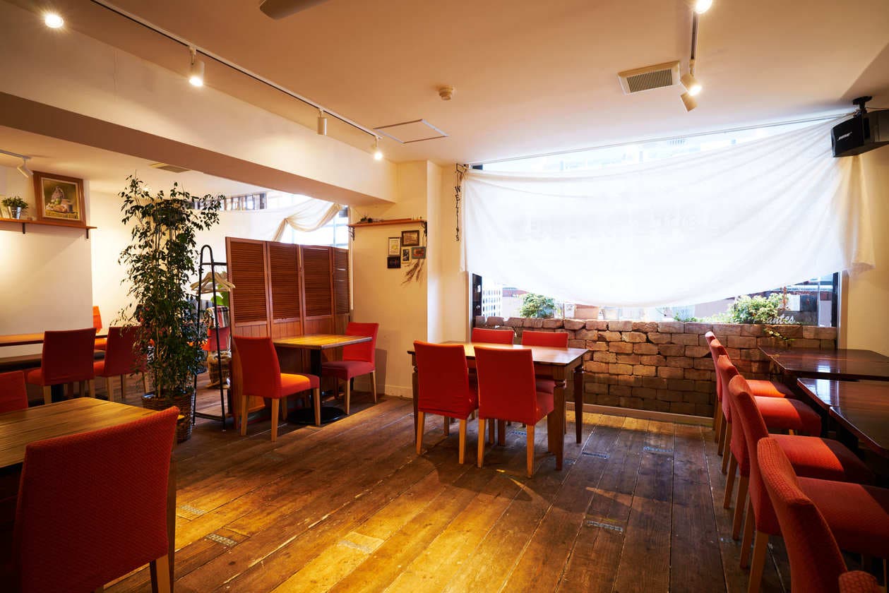 【岡本・摂津本山駅近】広めでお洒落なカフェスペースです♪の写真6