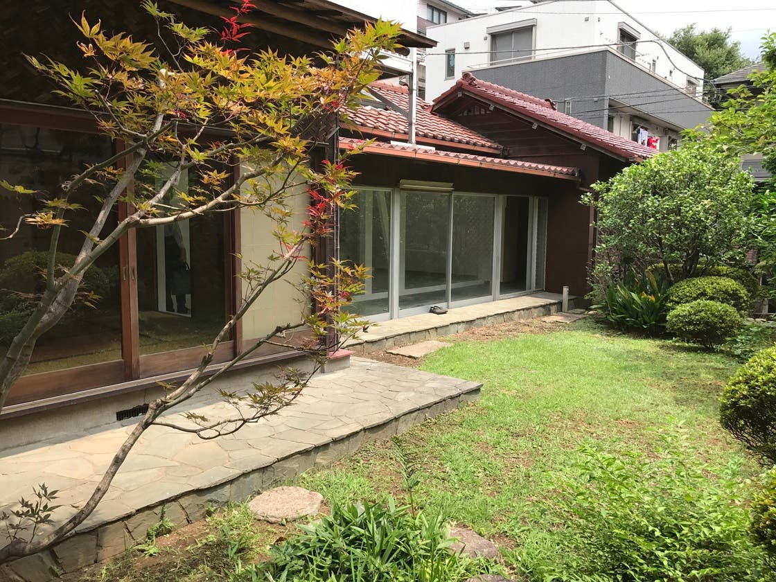 代官山駅徒歩１分　アパレル・ジュエリー等の展示会、庭の風情を生かしたロケ利用、コスプレなどにオススメの貸しスペースですの写真14