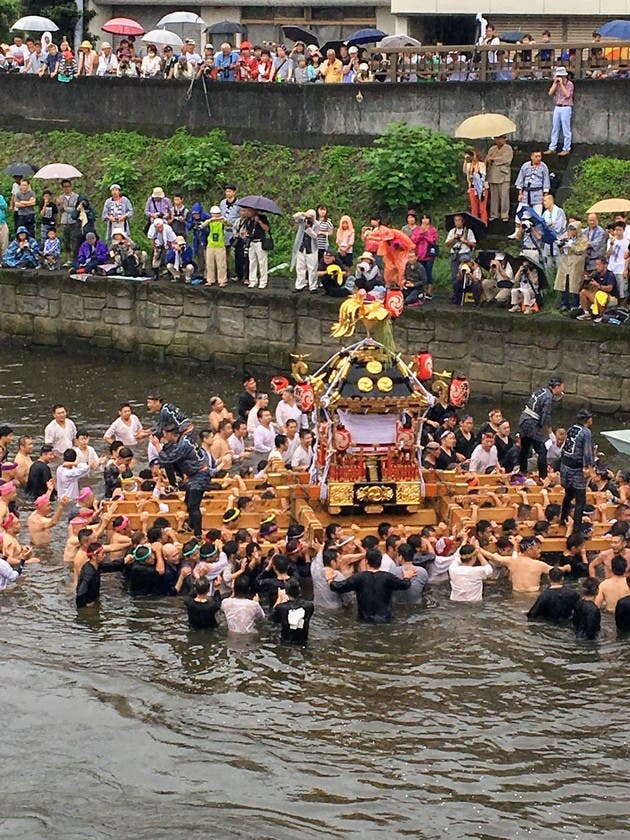 【撮影・テレワーク】襖を開けると16畳の開放的な空間。高い天井。欄間と障子の織りなす純和風スタイル。の写真14