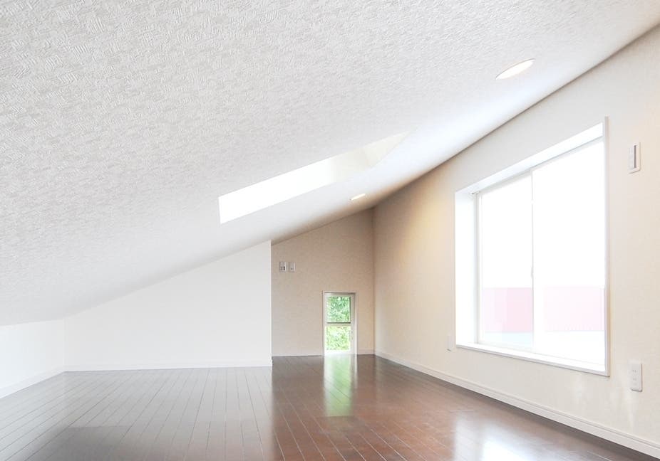 見晴らしよい屋上と低い出入り部屋の写真3