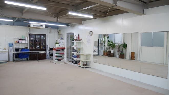 【八千代台】大型ミラーあり!ヨガやダンスレッスンにおすすめレンタルスペースの写真1