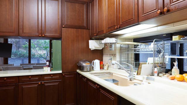 谷根千エリア【広々一軒家リビング〜ダイニング〜キッチン】大手町から電車7分/親睦会/上映会/撮影/ミーティングの写真9