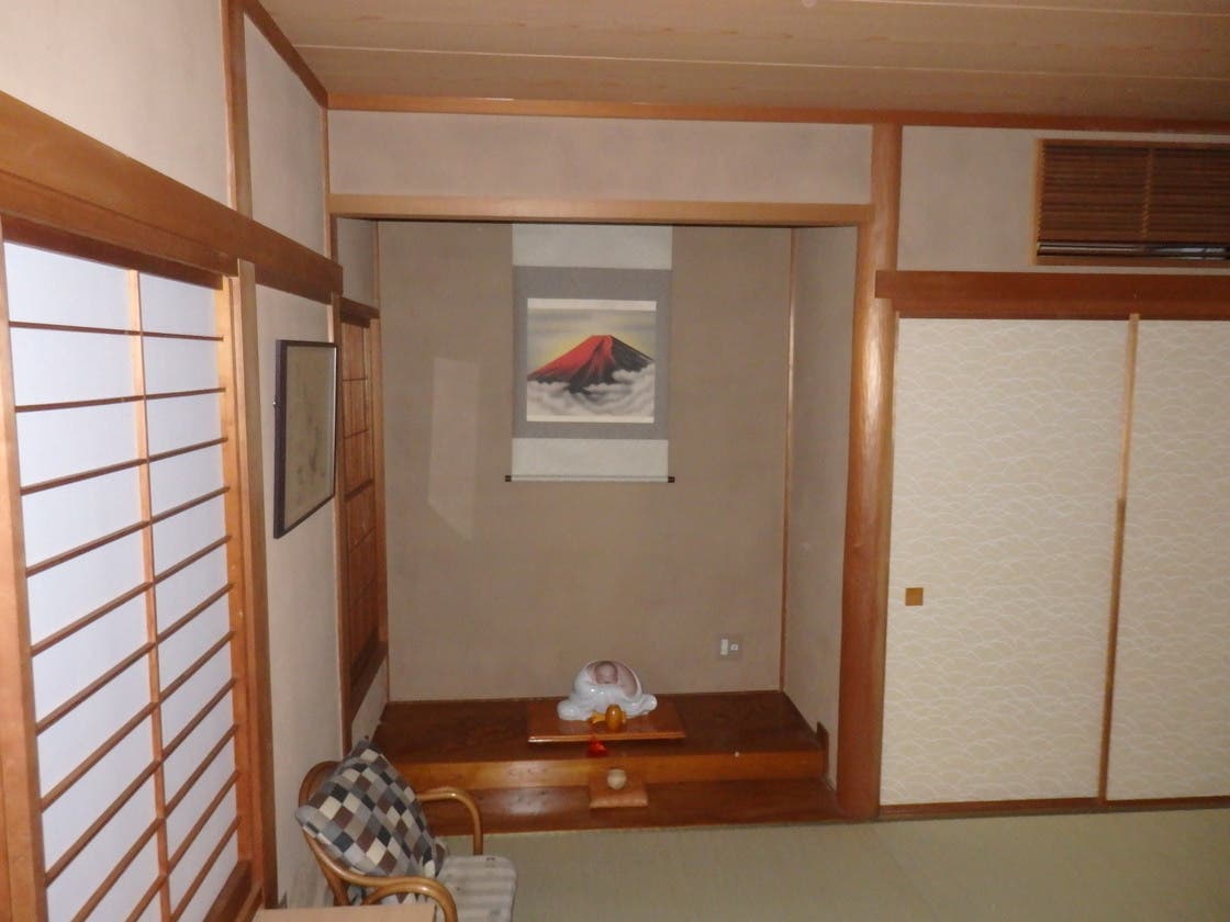 明治 大正 昭和の文豪が愛した馬込文士村、都会の避暑地の南向き高台❗️ 古民家風和室と素敵な和庭、写真撮影に最適❗️の写真5