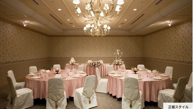 橘(3階)〜会議、控え室、パーティー等、様々な目的に応じてセッティングいたします〜の写真1