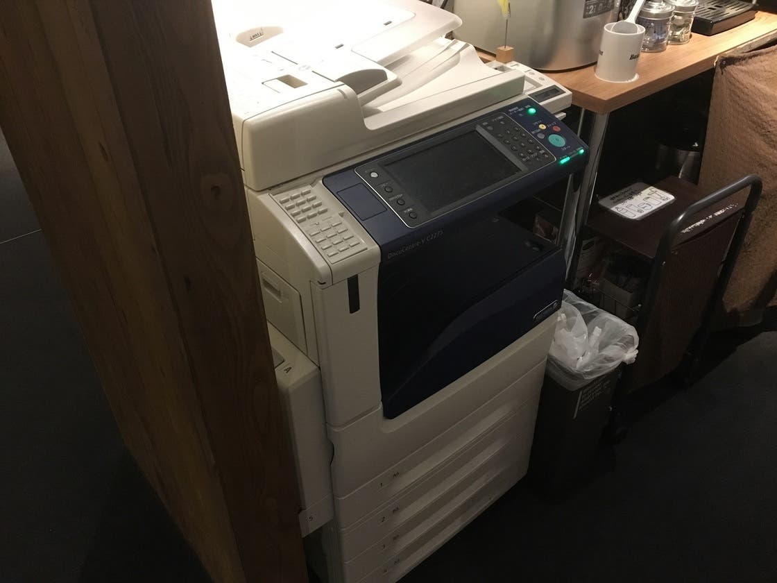 【10名会議室RoomB】新橋駅徒歩1分！/モニター/Wi-Fi/充電器/テレワークやWeb会議に最適の写真17