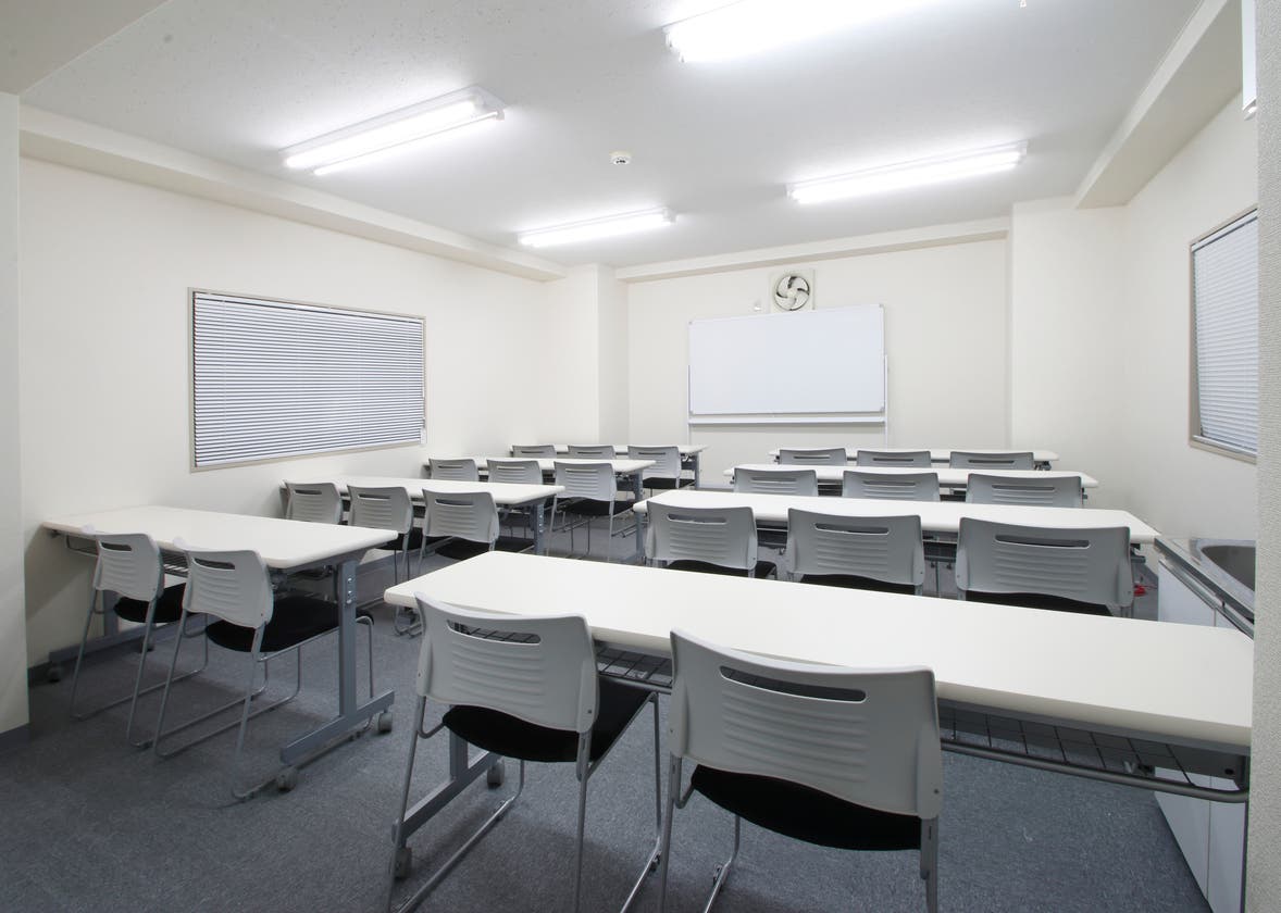 【ROOMs第6会議室】水道橋駅西口2分 最大22名/光回線/会議/ボドゲ/セミナー/施術ベット4台/研修/撮影【安い・綺麗】の写真5