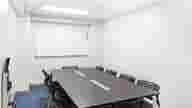 【ROOMs錦糸町店 第2会議室】【最大10名】少人数会議室|面接・商談・打合せ・研修|錦糸町駅4分の写真2