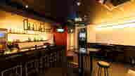 【新宿駅東口3分】貸し切りBAR・各種パーティー/2次会/飲み放題/カラオケ無料/ダーツ/スタンディング/クリスマスの写真2