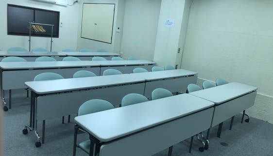 ✨KMKビル1F i会議★駅から徒歩1分◆好立地広さ55㎡ 格安会議 女子会 イベント 撮影の写真1